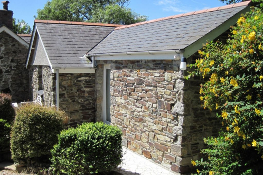 Cornish Farm Holidays - Find the best farm accommodation in Cornwall